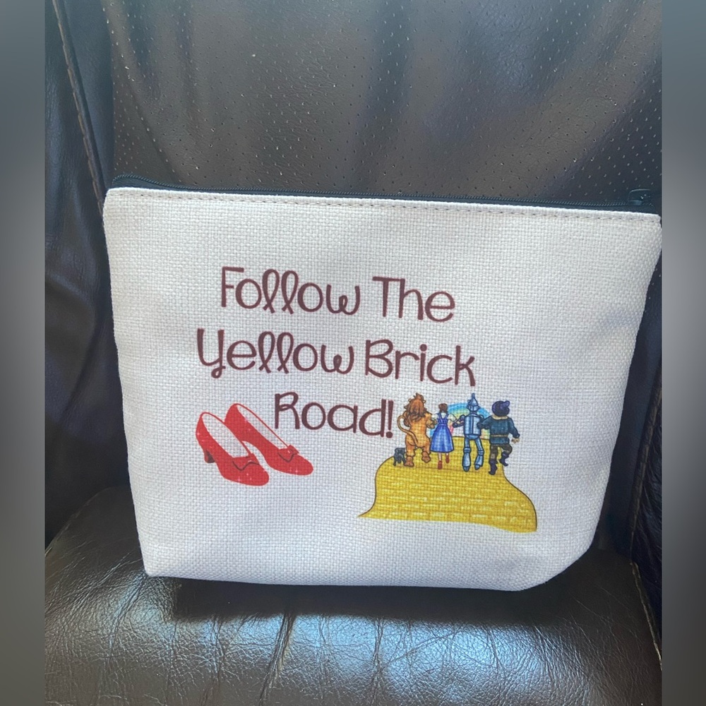New Wizard Of Oz 'Follow The Yellow Brick Road' Cosme… - Gem